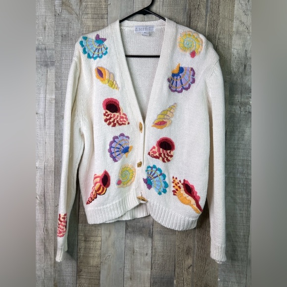 d. terrell | Sweaters | D Terrell Ltd Size Large Heavy Knit Seashell ...